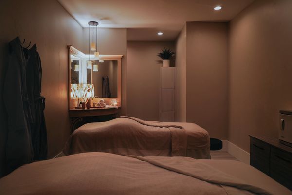 CANYON RIVER SPA & SALON - Updated July 2024 - 62 Photos & 49 Reviews ...