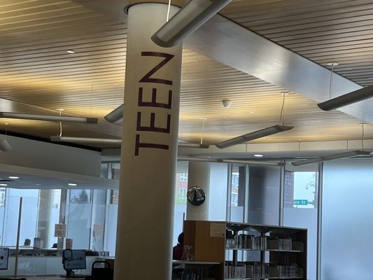 RONDO PUBLIC LIBRARY - Updated October 2025 - 13 Photos - 461 Dale St N ...