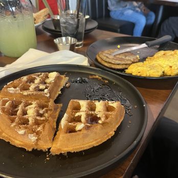 TOAST KITCHEN & BAR DOWNEY - Updated August 2025 - 902 Photos & 728 ...