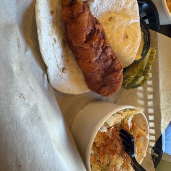 HOT CHICKEN ALLEY - Updated July 2024 - 196 Photos & 282 Reviews ...