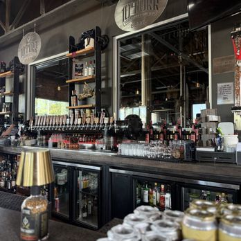 10 TORR DISTILLING AND BREWING - Updated October 2025 - 598 Photos ...