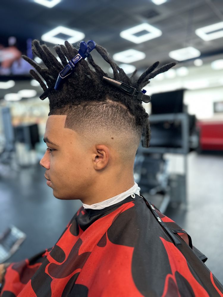 PANCHO CLIPPERHANDS - Updated December 2024 - 23 Photos - 11200 ...