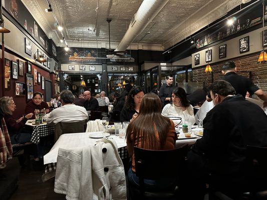 PAT’S PIZZA AND RISTORANTE - Updated December 2024 - 359 Photos & 615 ...