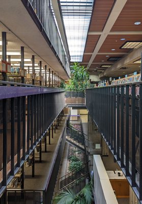 HUNTINGTON BEACH CENTRAL LIBRARY - 562 Photos & 341 Reviews - 7111 ...