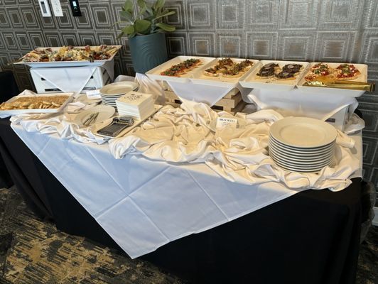 THE CENTRE CLUB - Updated October 2025 - 16 Photos - 112 E Pecan St ...