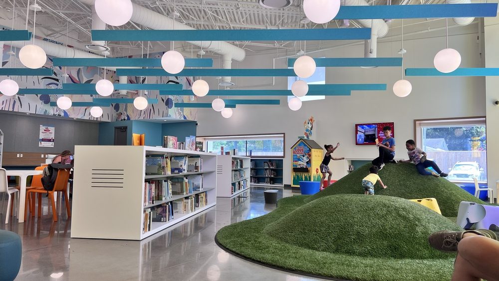 SHANNON WALKER LIBRARY - Updated December 2024 - 22 Photos - 5505 ...