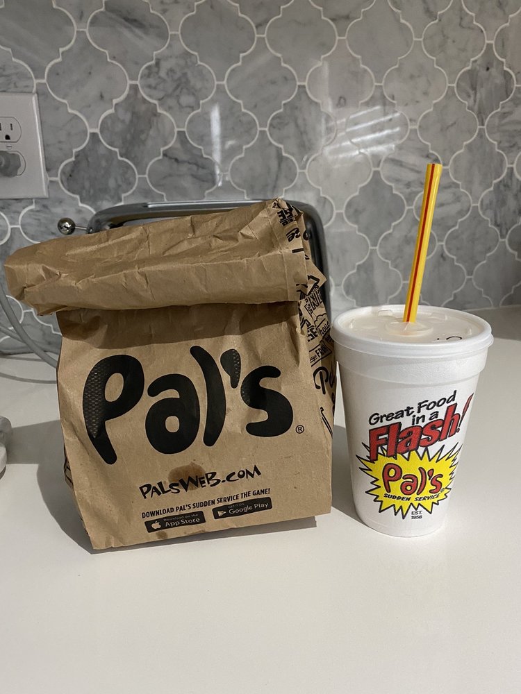 Pal's, Jefferson City | Roadtrippers