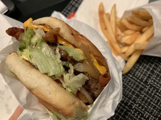 1/4 LB GIANT BURGER - 219 Photos & 339 Reviews - 24134 Mission Blvd ...