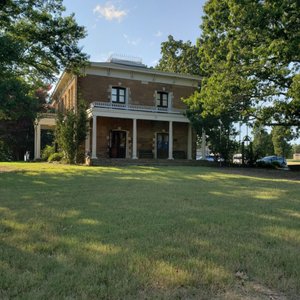 MUSKOGEE PUBLIC LIBRARY - Updated August 2025 - 12 Photos - 801 W ...