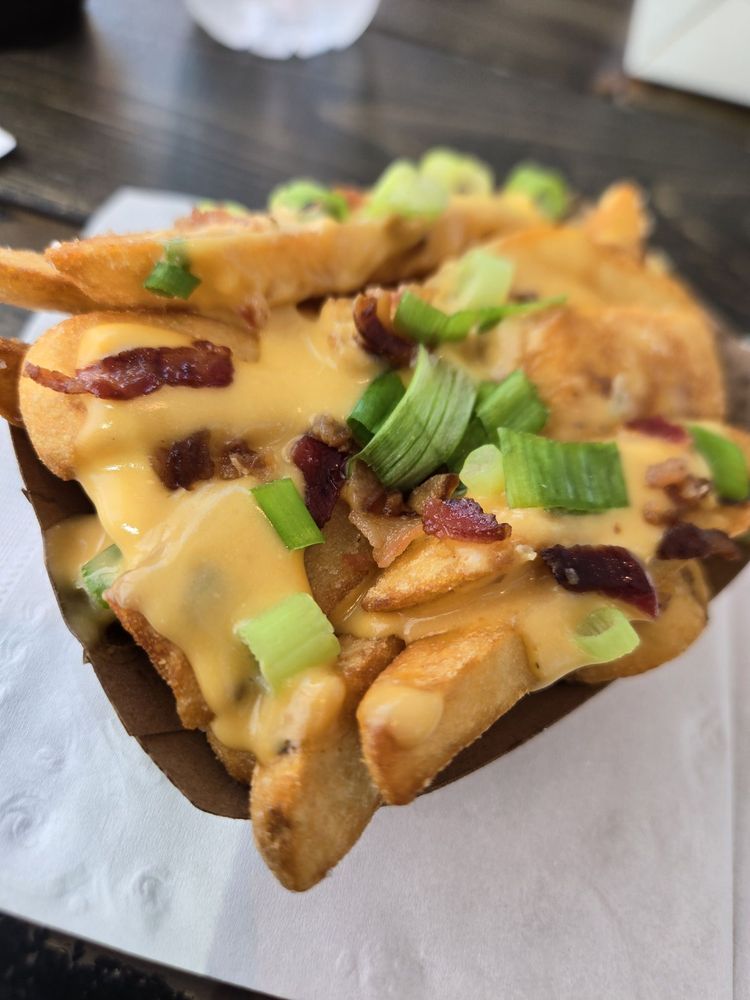 BURGER 809 - Updated September 2025 - 30 Photos & 15 Reviews - 808 ...