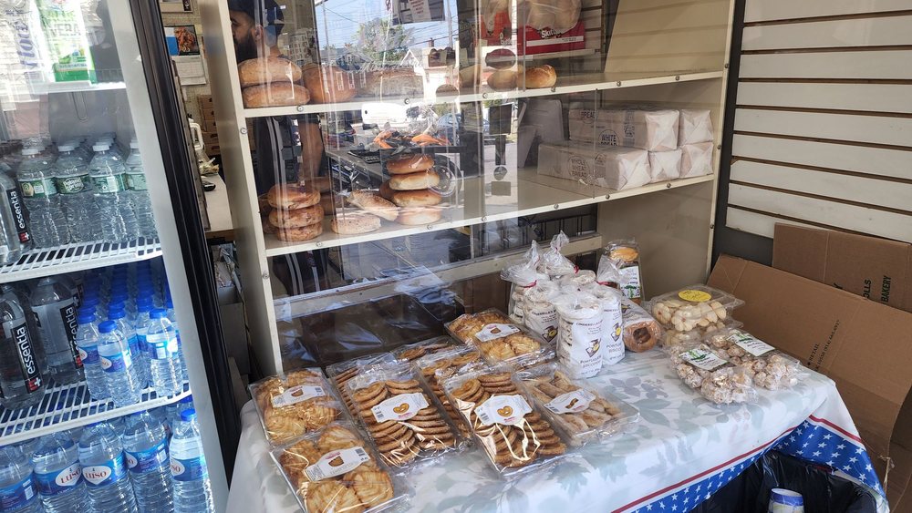 CRUZ MINI MART - Updated July 2025 - 43 Photos & 25 Reviews - 141 N 9th ...