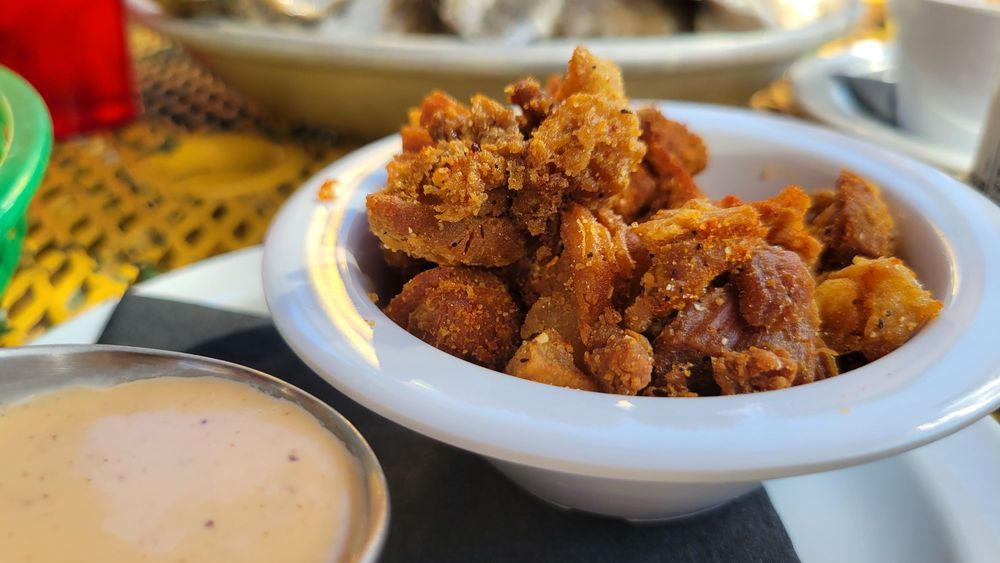 LIL’ EASY - Updated August 2025 - 258 Photos & 135 Reviews - 5000 E ...