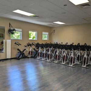 CRUNCH FITNESS - Updated August 2025 - 20 Photos & 10 Reviews - 3000 ...