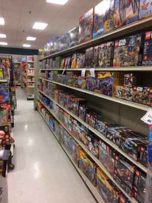 RENYS - Updated January 2026 - 22 Reviews - 107 Wells Plz, Wells, Maine ...