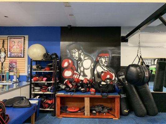 TG BOXING GYM - Updated October 2025 - 11 Photos - 8607 S Broadway, Los ...