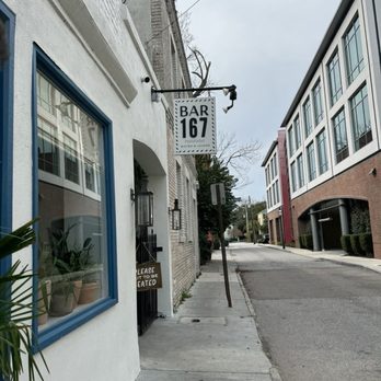 BAR167 - Updated April 2025 - 361 Photos & 140 Reviews - 5 Fulton St ...