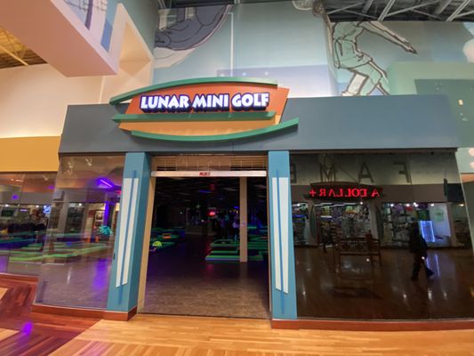 COSMIC MINI GOLF AND PLAY - Updated June 2025 - 40 Photos & 28 Reviews ...