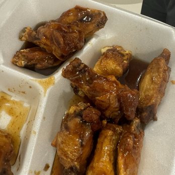 WINGS PLUS - Updated December 2025 - 259 Photos & 412 Reviews - 87 W ...