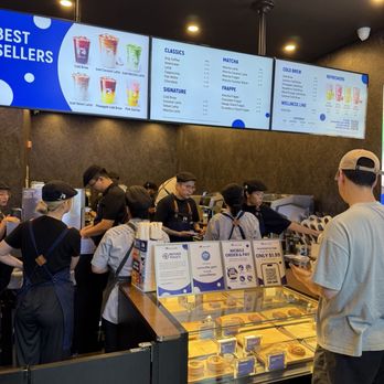 LUCKIN COFFEE - Updated September 2025 - 60 Photos & 23 Reviews - 800 ...