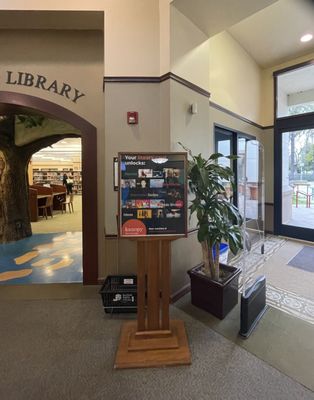 BURBANK PUBLIC LIBRARY - BUENA VISTA BRANCH - Updated December 2025 - 117 Photos & 163 Reviews ...