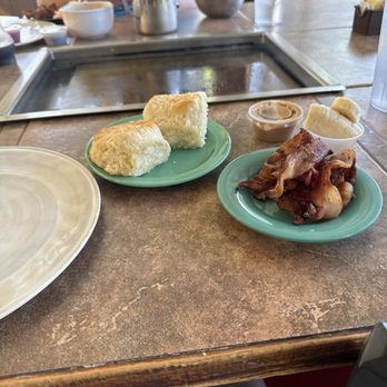 THE PFUNKY GRIDDLE - Updated January 2026 - 409 Photos & 497 Reviews ...