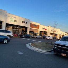 CHOPT CREATIVE SALAD CO. - Updated October 2025 - 329 Photos & 413 ...