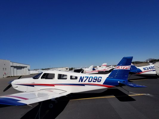 CONCORD REGIONAL AIRPORT - Updated May 2025 - 76 Photos & 61 Reviews ...