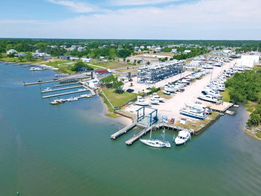 SLOOP POINT MARINA - Updated December 2025 - Request a Quote - 579 ...