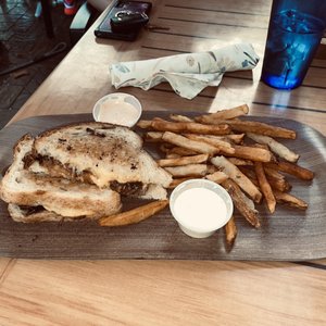 SANDBAR PATIO BAR & GRILL - 124 Photos & 141 Reviews - 2900 Chinden ...