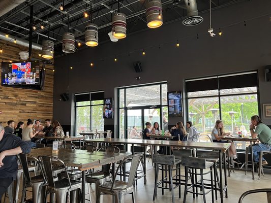 THE PLANK PIZZA CO BEER PARLOR - 946 Photos & 526 Reviews - 383 Market ...