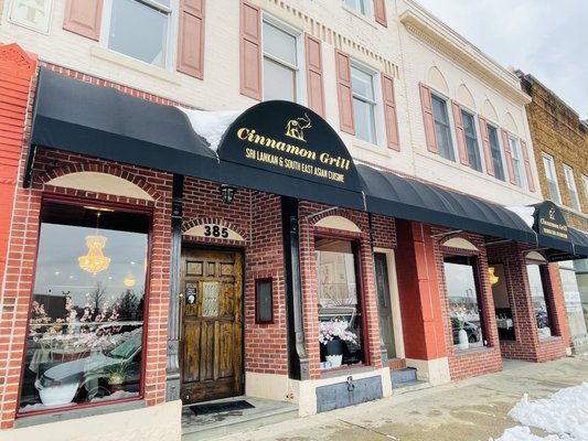 CINNAMON GRILL - Updated June 2024 - 98 Photos & 78 Reviews - 385 Bank ...