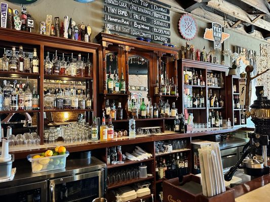 FATHER TOM’S PUB - Updated August 2025 - 295 Photos & 319 Reviews - 32 ...