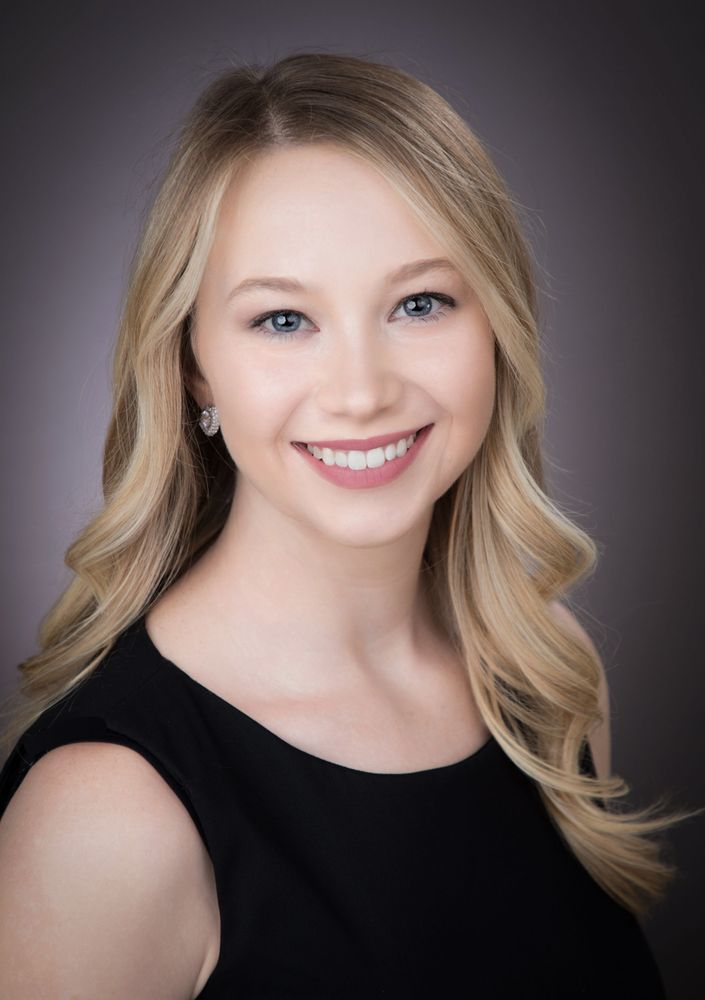 KRISTEN MCKELVIE - REALTY AUSTIN REALTOR - 14 Photos - Austin, Texas ...