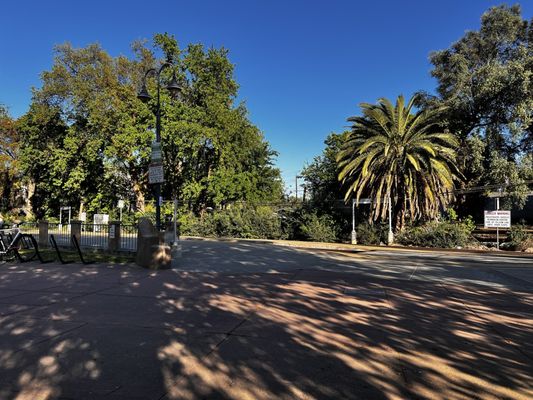 AMTRAK STATION - DAVIS - Updated December 2025 - 116 Photos & 67 ...