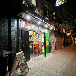 DATZ DELI - Updated May 2025 - 121 Photos & 40 Reviews - 69 Clinton St ...