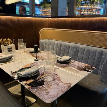 V MODERN ITALIAN - Updated June 2025 - 77 Photos & 35 Reviews - 820 ...