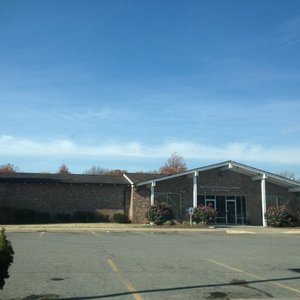 JOHNSON COUNTY LIBRARY - LEAWOOD PIONEER - Updated August 2025 - 4700 ...