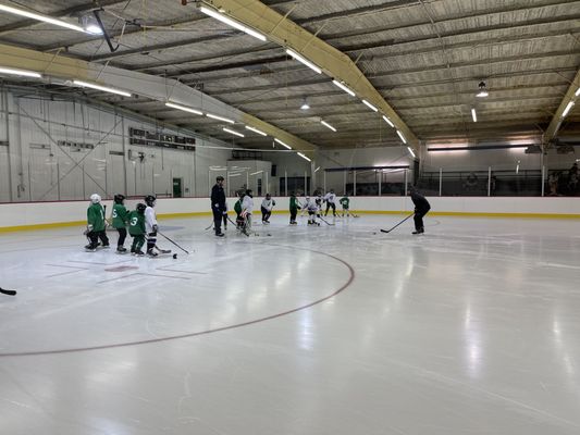 OAK PARK ICE SKATING ARENA - Updated September 2025 - 51 Photos & 31 ...