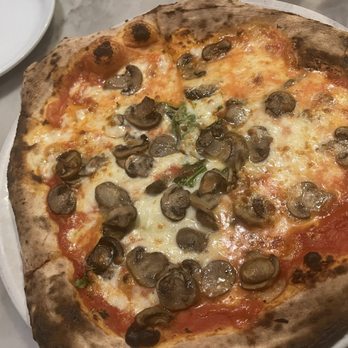FUOCO PIZZERIA NAPOLETANA - Updated April 2024 - 2904 Photos & 2184 ...