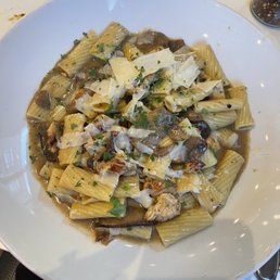 NOVARA RESTAURANT - Updated October 2025 - 510 Photos & 460 Reviews ...