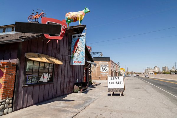 CROSS EYED COW PIZZA - Updated May 2024 - 398 Photos & 382 Reviews ...