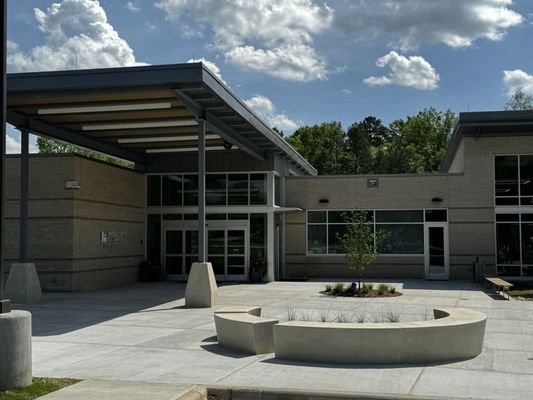 SOUTHWEST REGIONAL LIBRARY - Updated December 2025 - 22 Photos - 1515 ...