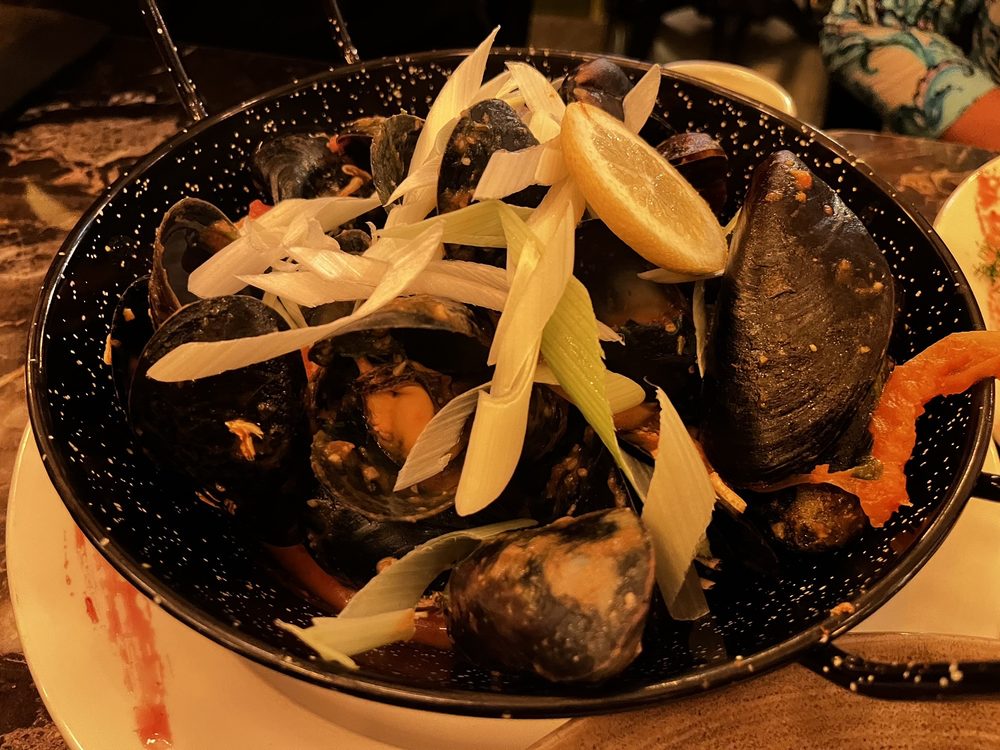 RIVIERA RESTO & BAR - Updated January 2025 - 12 Photos - Grensen 10 ...