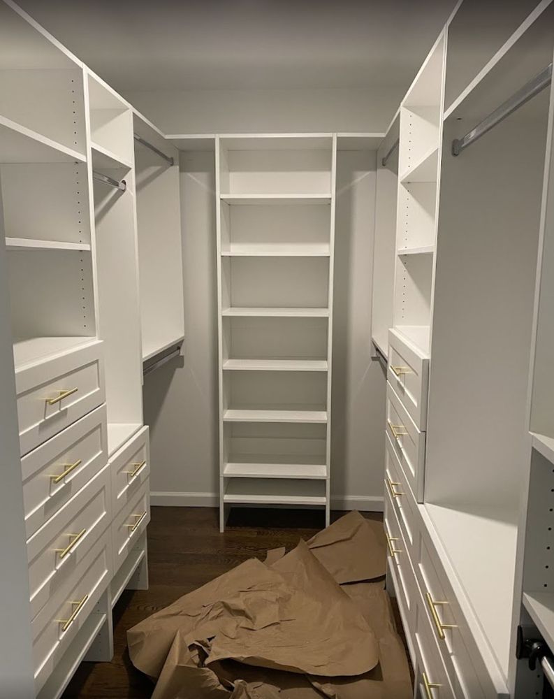 ALCOVE CLOSETS - Updated January 2026 - 17 Photos - 1985 Cedarbridge Ave, Lakewood, New Jersey ...