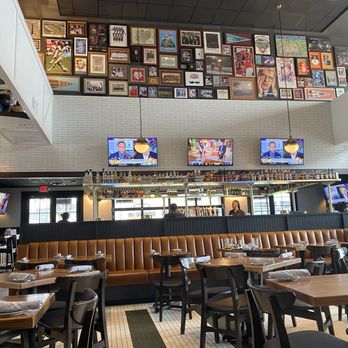 THE FILSON QUEEN CITY KITCHEN AND BAR - Updated May 2025 - 199 Photos ...