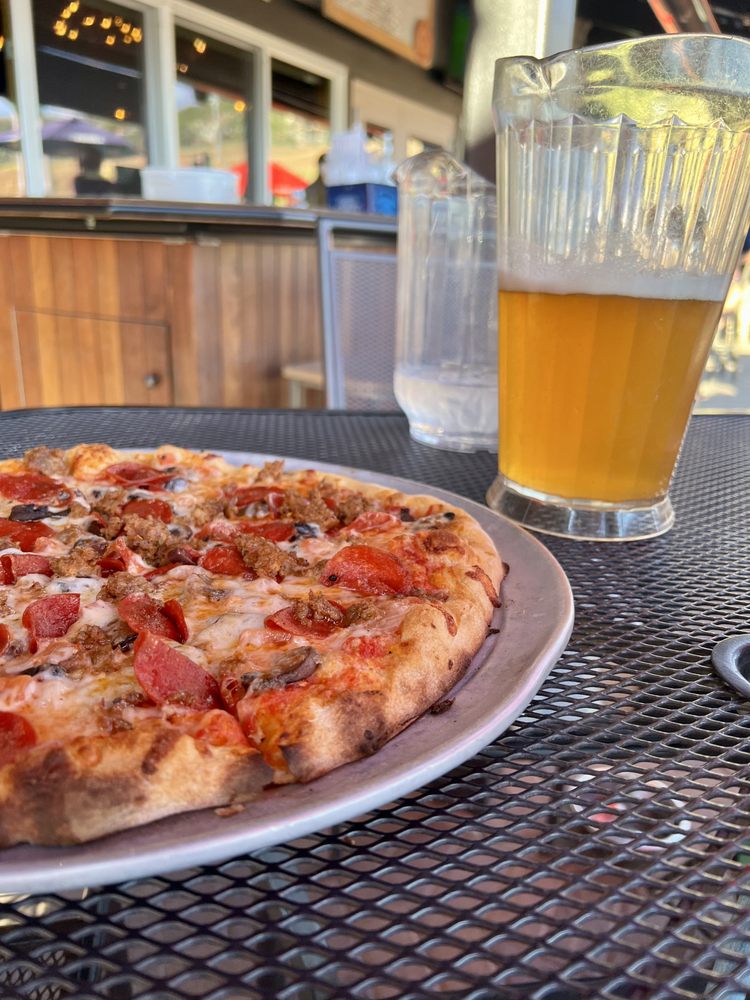 SLOPESIDE GRILL - TEMP. CLOSED - Updated August 2025 - 144 Photos & 273 ...