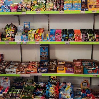 OLD TOWN SWEET SHOP - Updated October 2025 - 808 Photos & 294 Reviews ...