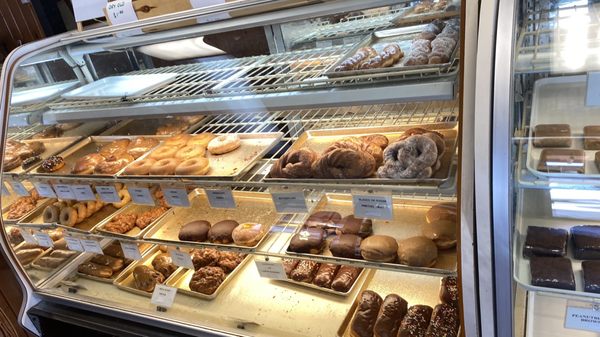 SURE TO RISE BAKERY - 33 Photos & 43 Reviews - 115 Cottage Ave ...