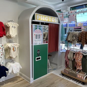 MINI WONDER - Updated December 2025 - 14 Photos & 10 Reviews - 3527 N ...