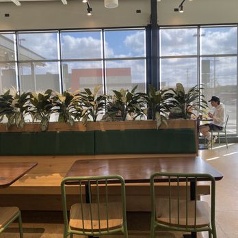 SHAKE SHACK - Updated January 2026 - 25 Photos & 43 Reviews - 3734 W ...